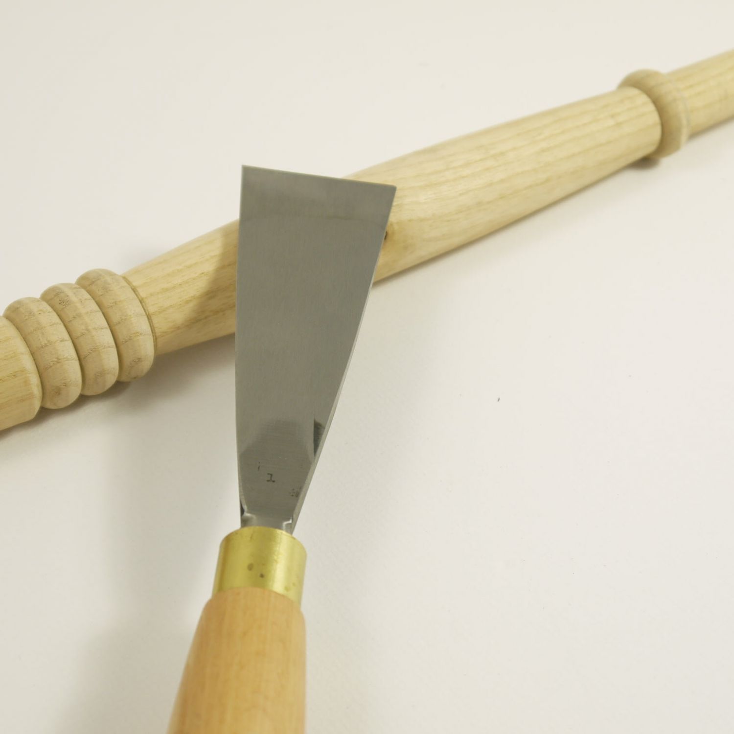 Ashley Iles Alongee Chisel 2" | Woodsmith