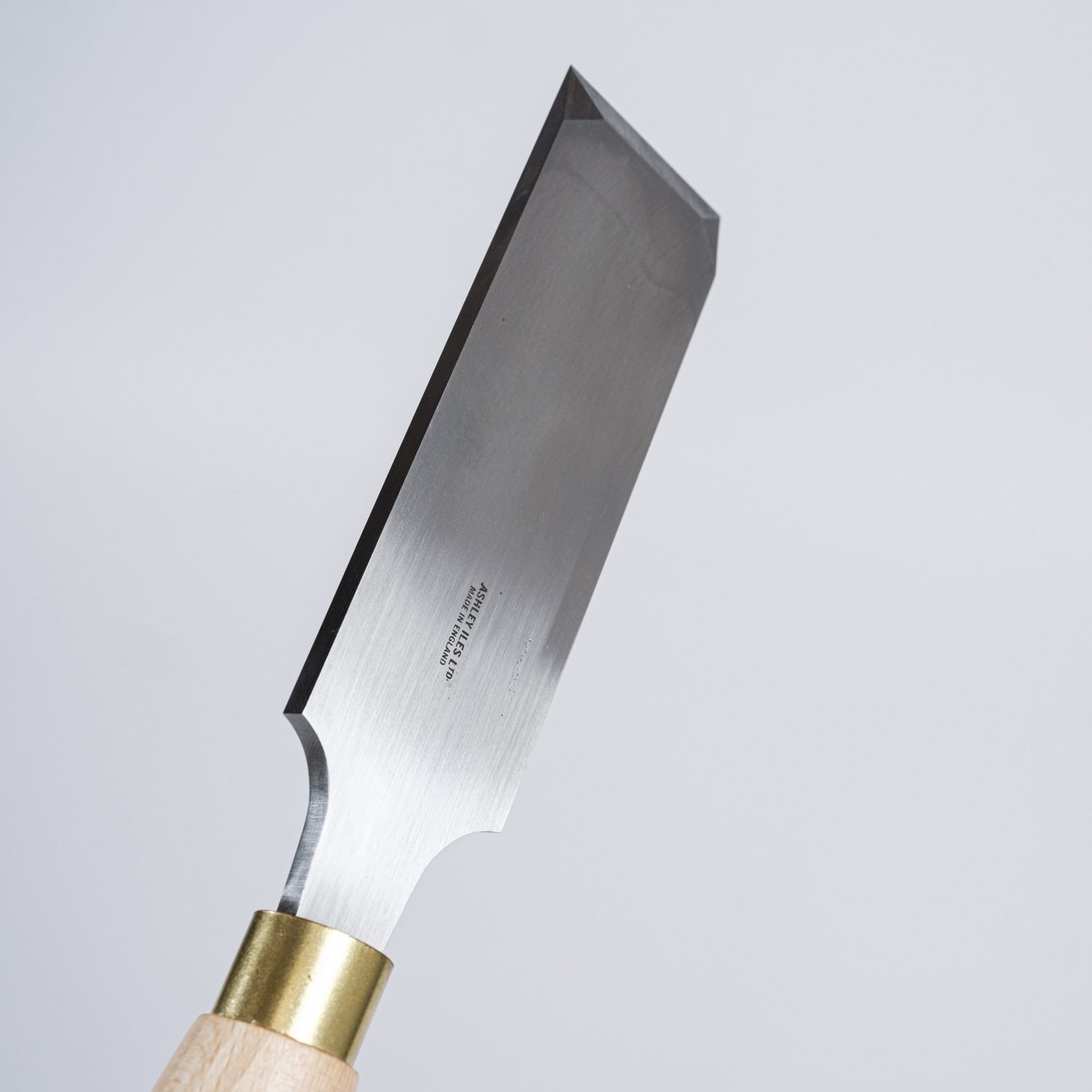 Ashley Iles Flat Chisel 2" | Woodsmith