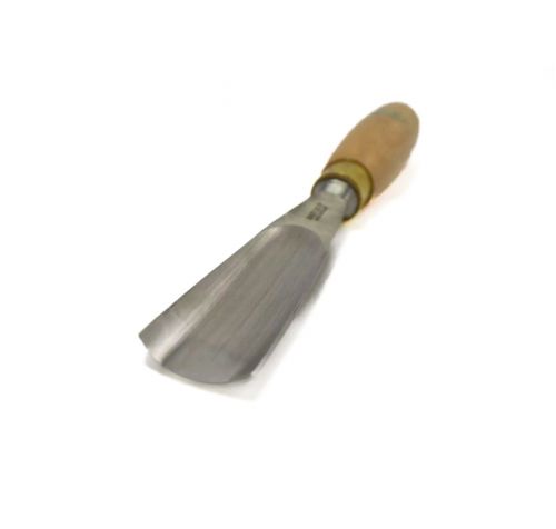 Ashley Iles Carving Gouge Straight 1 1/4"x7 | Woodsmith